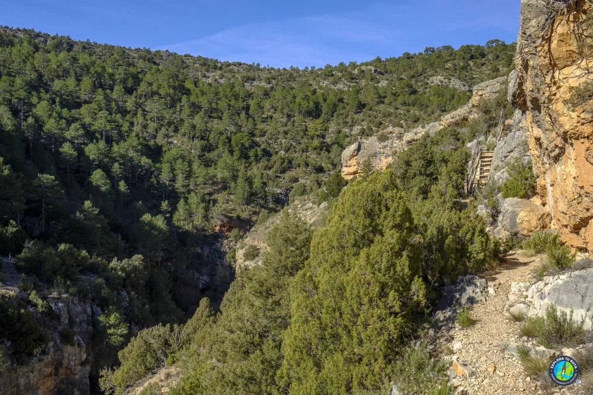 Espectacular ruta por los ESTRECHOS del río EBRÓN | 2024